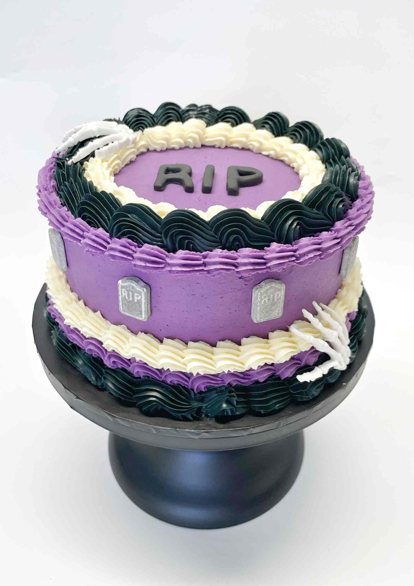 Bewitched Halloween DIY Cake Kit - Cast A Delicious Spell – Clever Crumb