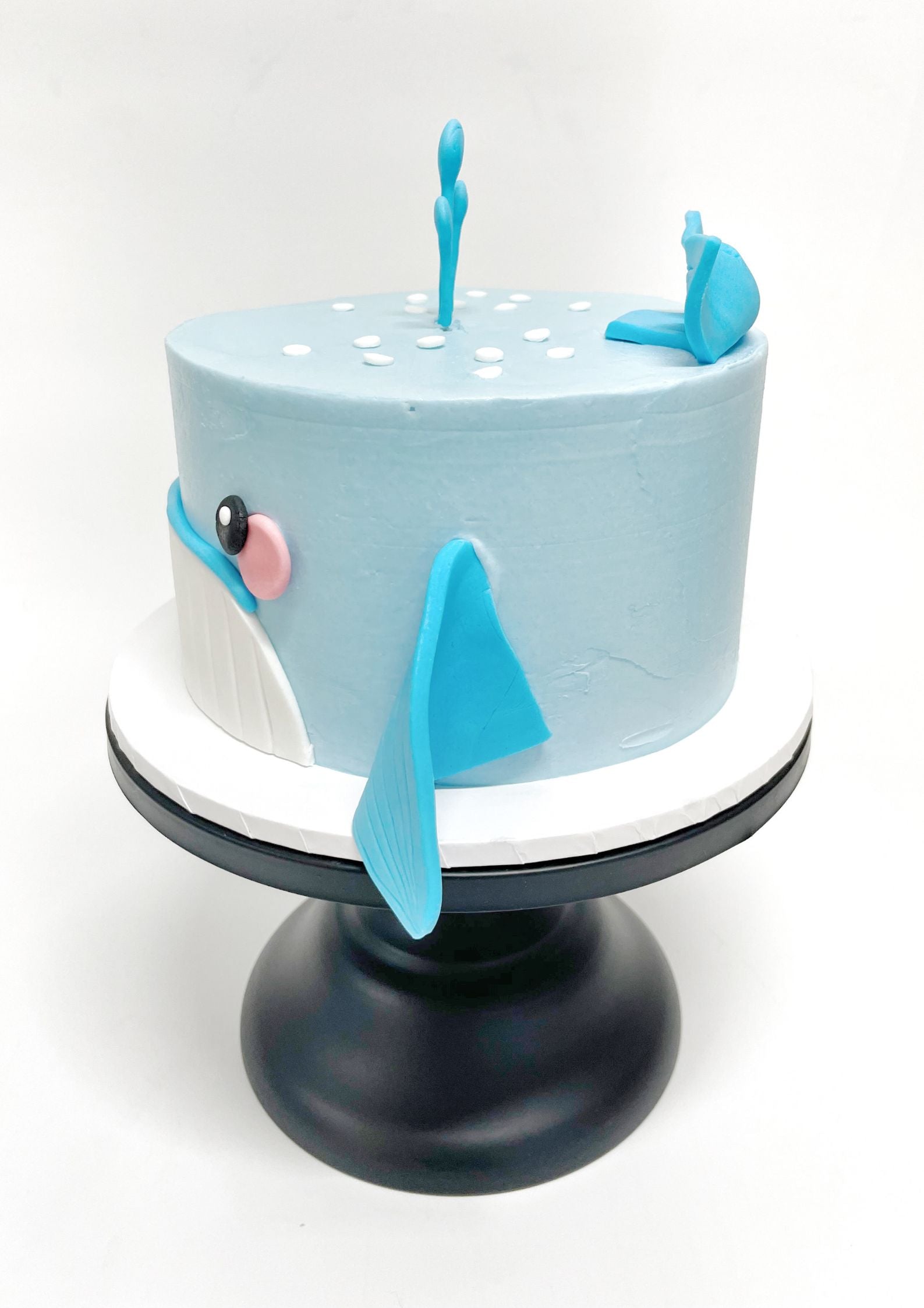 Wally Whale Cake Kit – A Whale Cake That Makes a Splash! – Clever Crumb